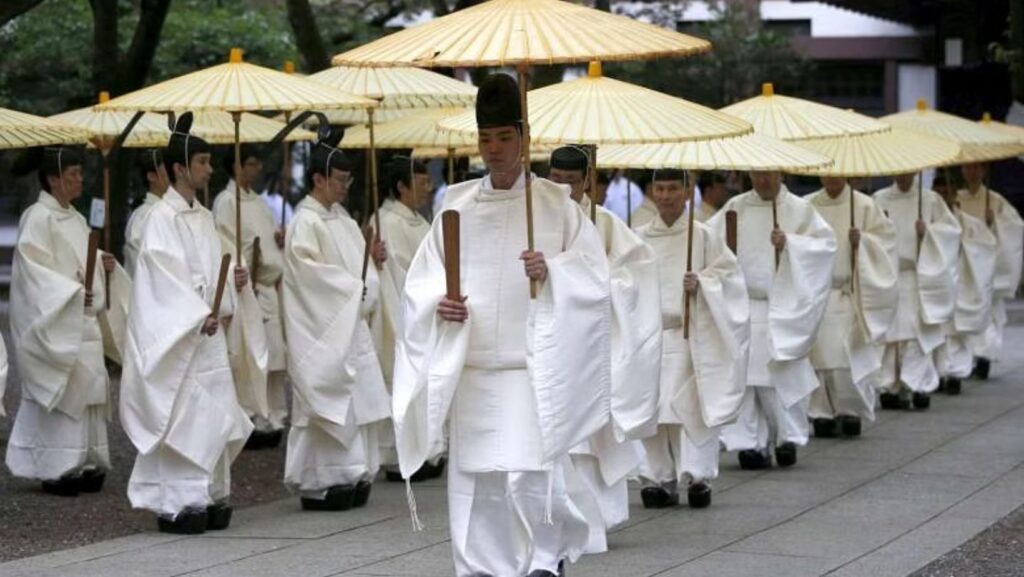 Sacred Role of Shinto Priests | AncientPedia